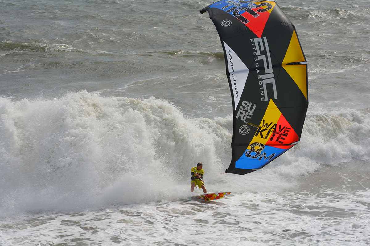 EPIC KITES KITEBOARDING | Photos | SURF kite in action in OBX 2014