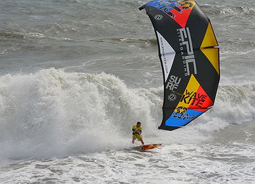 EPIC KITES KITEBOARDING | Photos | SURF kite in action in OBX 2014
