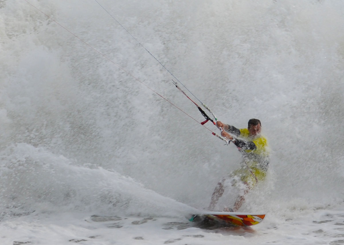 EPIC KITES KITEBOARDING | Photos | SURF kite in action in OBX 2014