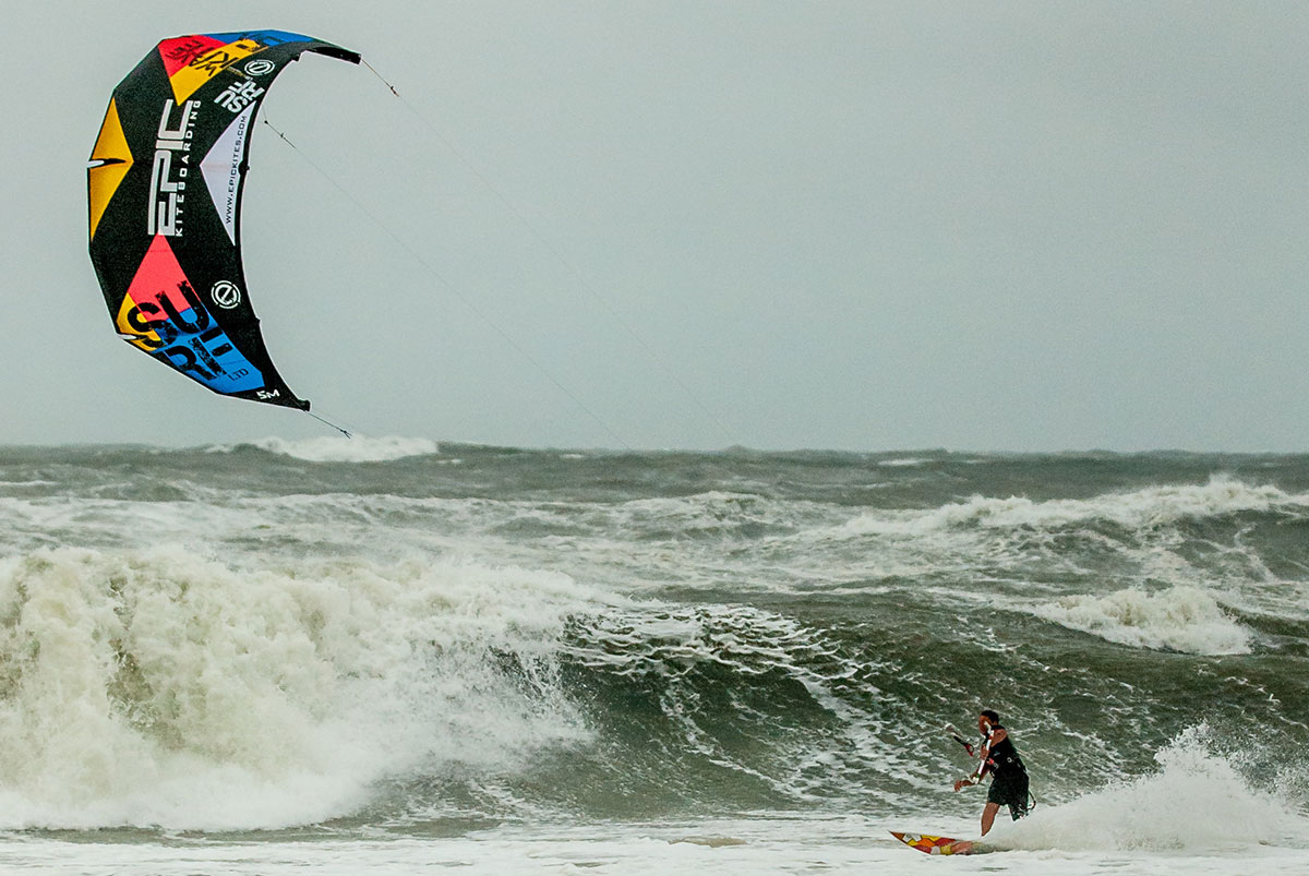 EPIC KITES KITEBOARDING | Photos | SURF kite in action in OBX 2014